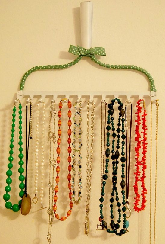 15 Fun Repurposed Rake Projects - A Cultivated Nest